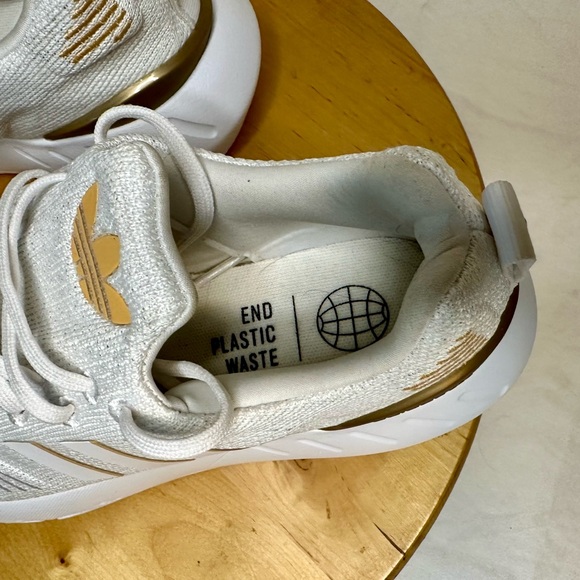 adidas | Shoes | Adidas Womens Swift Run 22 Sneaker Shoes White Copper ...